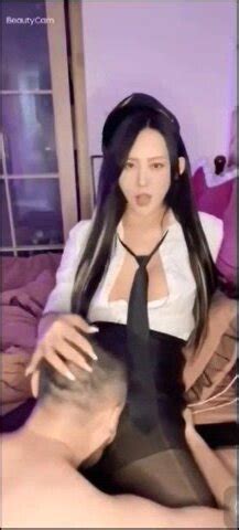 Trans Chinese ts 妈妈对傻儿子的溺爱 ThisVid com