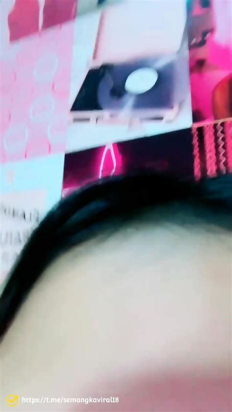 Bokep Mahasiswi Live Body Gede Pamer Mulus