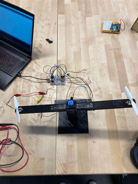 Need Help With Arduino Seeeduino Freezing When Motors Are Connected Rarduino
