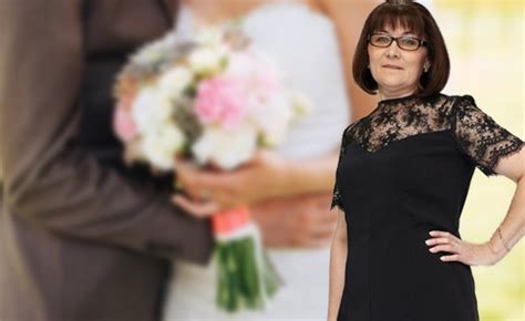 ჩემი დედამთილი ჩვენს ქორწილში შავი კაბით მოვიდა და თქვა რომ ოცნებობს რომ მისი შვილი პირველ