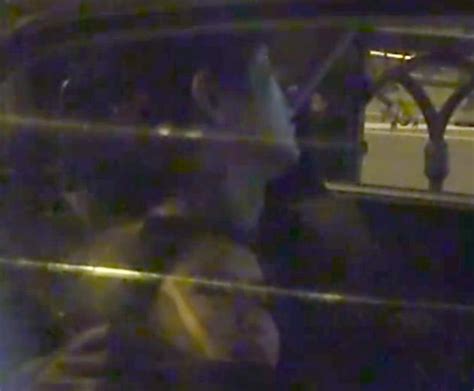 林更新又「更新」戀情 擁美女入懷同車返家 壹讀