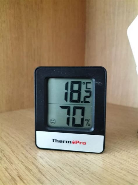 Black Humidity Meter For Industrial At Best Price In Nashik Id 2854337393455