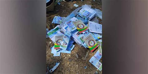 ပုလောမြို့နယ်၌ စစ်ကောင်စီဝါဒဖြန့်စာစောင်၊ စာအုပ်များကို သိမ်းဆည်းရမိသဖြင့် မီးရှို့ဖျက်ဆီး