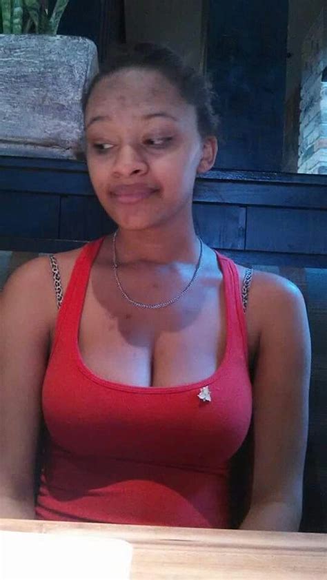 Bad Yella Shesfreaky