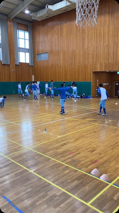 강동호 공을 던질 때 힘을 한번에 연결하지 못하고 힘의 전달이 분산이 되는 선수를 위한 운동법 하체의 느낌하체 움직임