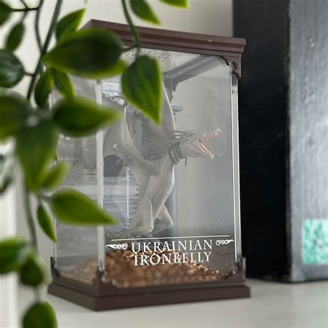 Ukrainian Iron Belly Harry Potter Magical Beasts Figure Elbenwald