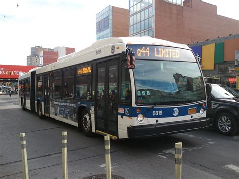 Mta New York City Bus 5819 On The Q44 Limited Mta Bus Flickr