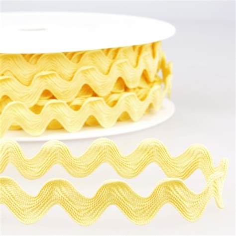 Ric Rac Trim 9mm Per Metre Lemon Yellow Fabric And Finery