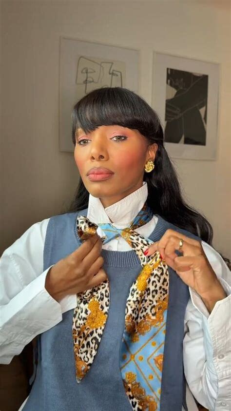 5 Chic And Easy Ways To Style A Twilly Upstyle