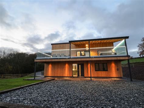 Fron Haul Robin Goch Ruthin Melin Meredydd Self Catering Holiday Cottage