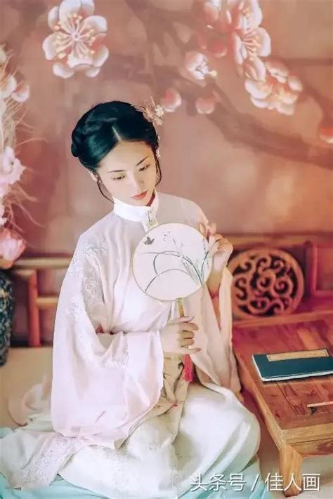 詩詞賞讀丨玉面映紅腮 冰天送馥來 詠梅花詩詞16首 每日頭條