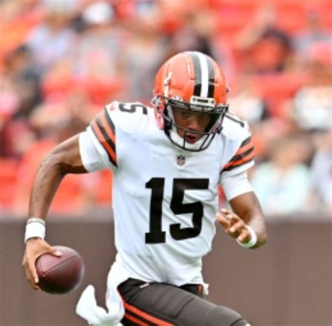 Joshua Dobbs Girlfriend Relationship Timeline Family Bio Wiki Age Career Net Worth 2023