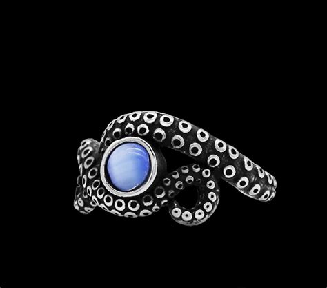 Squid Ring Saintstreetjewelry