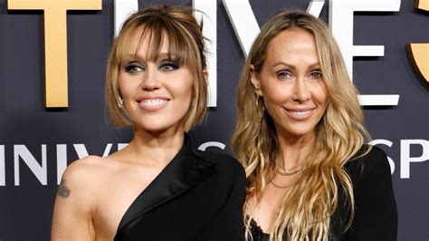 Miley Cyrus Dated Hot Guys Because Of Her Mom Mandatory