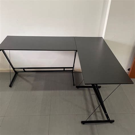 L Shape Computer Table Furniture And Home Living Furniture Other Home Furniture On Carousell