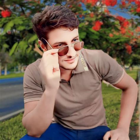 জীবন তো আর টকশো চলে না রিলস হাসানভাই হাসান ভাই Facebook