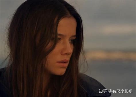 盘点《斯巴达克斯》里的这几位女角色，每人一部大尺度代表作品 知乎