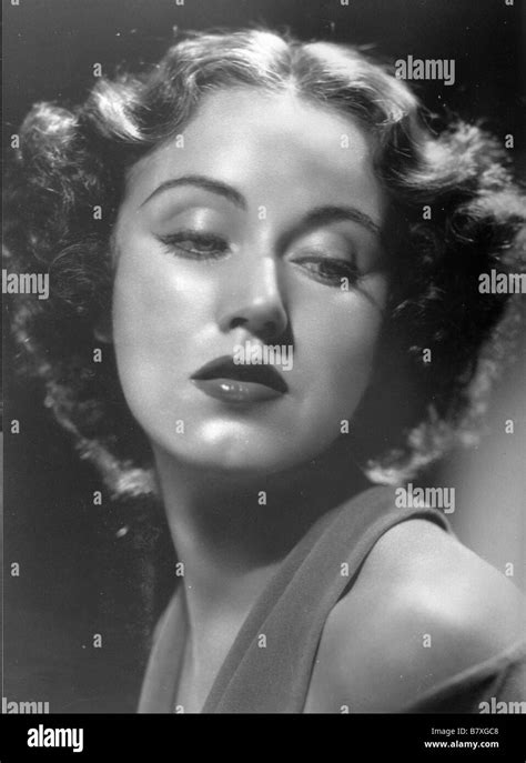 Fay Rays Instagram Twitter And Facebook On Idcrawl