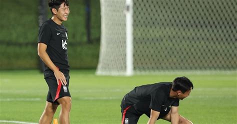 활짝 웃는 이강인