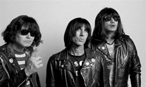 Blink 182 Rend Hommage Aux Ramones Rolling Stone