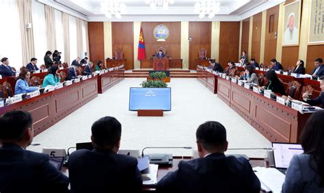 Л Оюун Эрдэнэ Засгийн газар “20 минутын хот” концепцийг хэрэгжүүлэх эрхзүйн цогц реформыг УИХ д