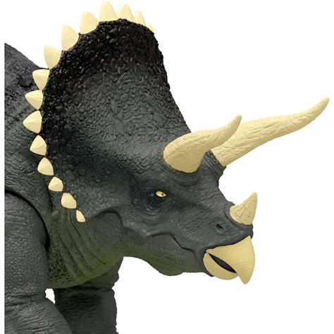 Jurassic World Legacy Collection Reimagined Real Feel Triceratops