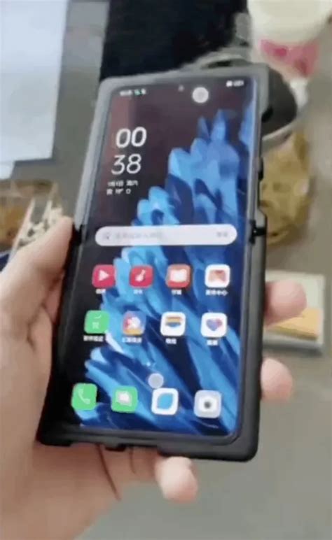 Oppo Find N Flip Dimensity