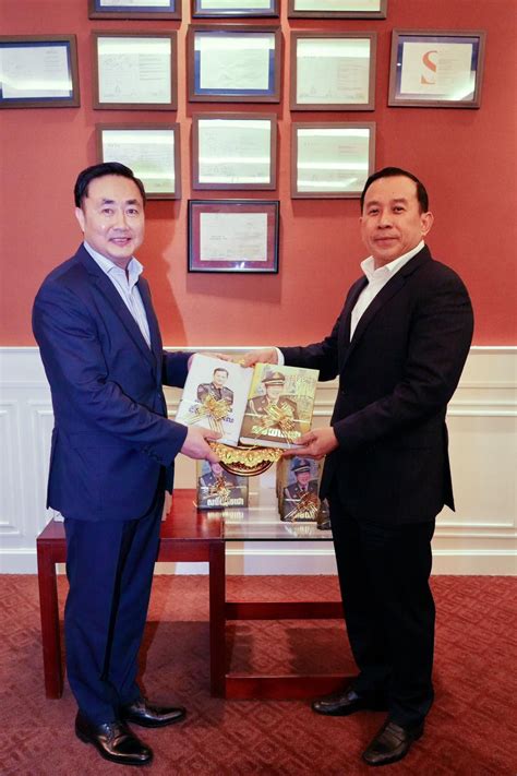 ពិធីសំណេះសំណាល និងពិសាអាហារសាមគ្គី ជាមួយឯកឧត្តម លោកជំទាវ ឯកអគ្គរាជទូត និងអតីតឯកអគ្គរាជទូត