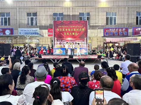 新疆墨玉：多样化发展盘活乡村“夜”经济