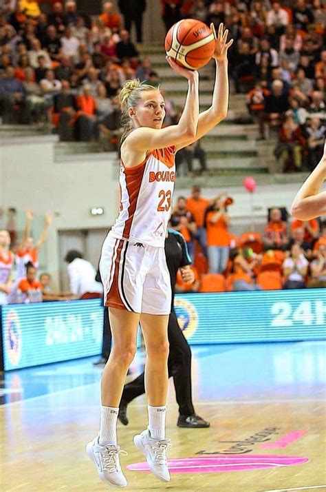 Marine Johannes Women In Basketball