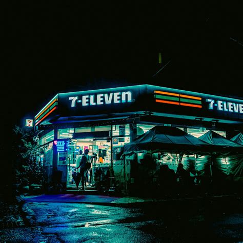 These Are The Most Beautiful 7 Eleven Stores Across The Globe Lsa Ind