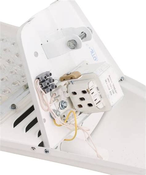 Результаты испытаний светильника GALAD Победа LED-100-ШБ1/К50
