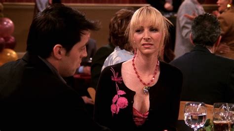 Друзья — 8 сезон 18 серия — смотреть онлайн бесплатно в хорошем качестве на русском без рекламы