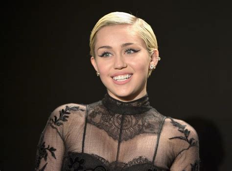 Miley Cyrus Paper Magazine Interview Is Incredibly Empowering