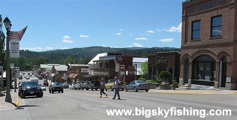 The Busy Downtown Area Of Eureka Photos Of Eureka Montana