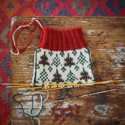 Heart Of The Forest Socks Pattern By Sofia Capelle Colorwork Knitting Patterns Knitted
