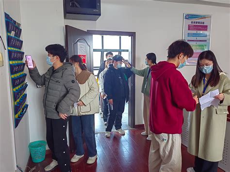 信息工程学院顺利完成“1x”证书web前端开发职业技能等级认证考试