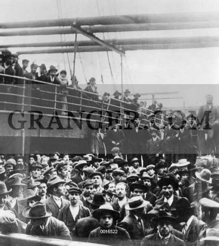 Image Of Immigrants 1900 Italian Immigrants On Board Ship In New York