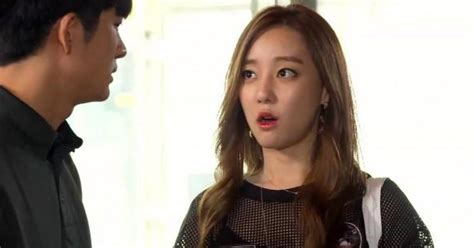 여왕의 꽃 고우리 패션 시스루하의실종 섹시룩 선봬