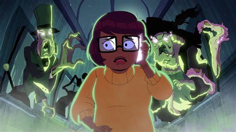Velma Review A Bizarre Take On Scooby Doos Brainiac Tv Shows