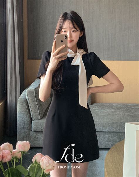 프롬데이원 Made로맨유 타이 트위드 미니원피스5cm기장추가배색퍼프반팔하객룩소개팅룩격식룩데이트룩