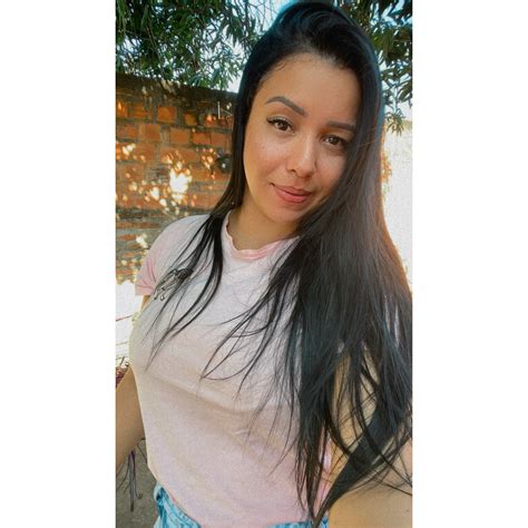 🦋 Amanda Daniela 🦋 Amandadaniiella • Instagram Photos And Videos