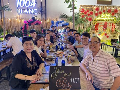 Unlimited Design And Technology On Linkedin Yearendparty Celebration Teamspirit