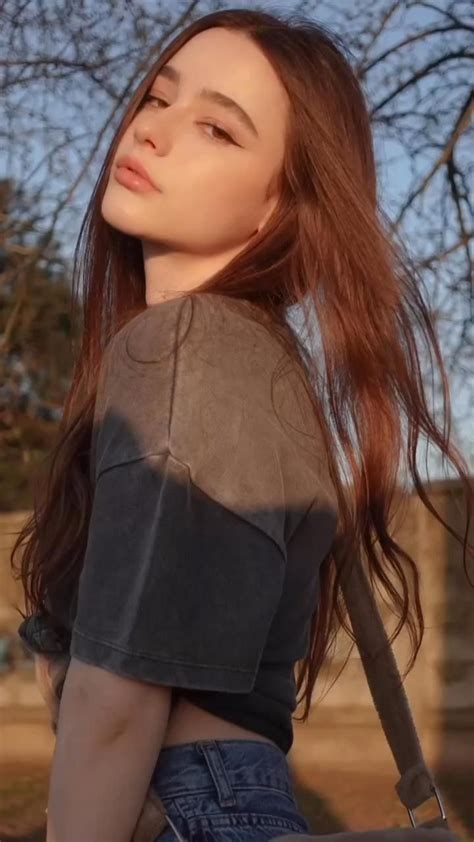 Video Dasha Taran 다샤 타란 Kecantikan Orang Asia Model Pakaian Asia Mode