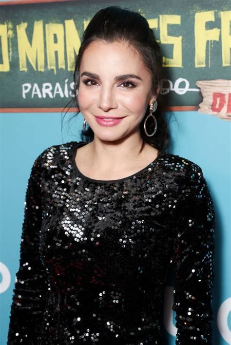 Martha Higared Hawtcelebs