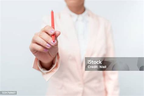 새로운 계획 아이디어 제시 계획 수립 계획 소개 비즈니스 아이디어 발표 를 가르치는 Leacture 사람들 조언을 제공 35 39세에 대한 스톡 사진 및 기타 이미지