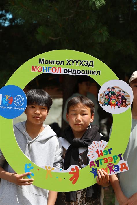 Дараагийн Ерөнхий сайдад яригдаж буй Г Занданшатар Г Тэмүүлэн нарын товч намтар Subeedei Mn