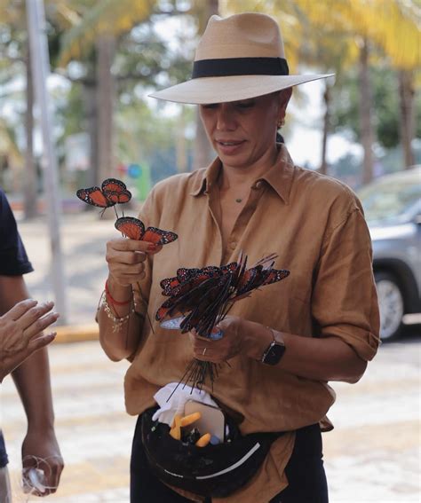 Liz Tapia Liz Tapia Added A New Photo