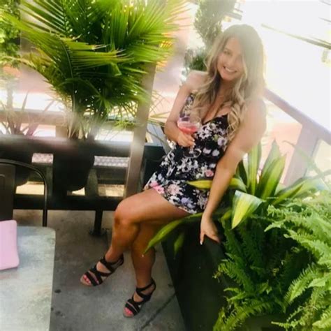 Kayla Spilos Fora Travel