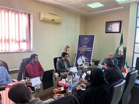 نشست دبیر ستاد توسعه فناوری‌های هوش مصنوعی و رباتیک کشور با جمعی از دانشگاهیان مازندران